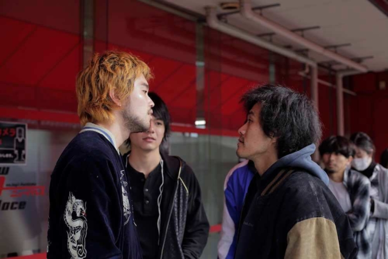 King Gnu井口理と新鋭・内山拓也が語る“つづける”ということ。「ひたすら向き合う」その先に見えてくる風景 - 2ページ目 (4ページ中) - QJWeb クイック・ジャパン ウェブ