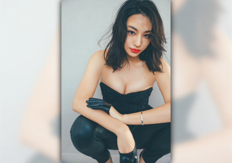 高橋メアリージュンが表紙！『FLASH』でFカップ都丸紗也華がサウナ汗だくセクシー - QJWeb クイック・ジャパン ウェブ