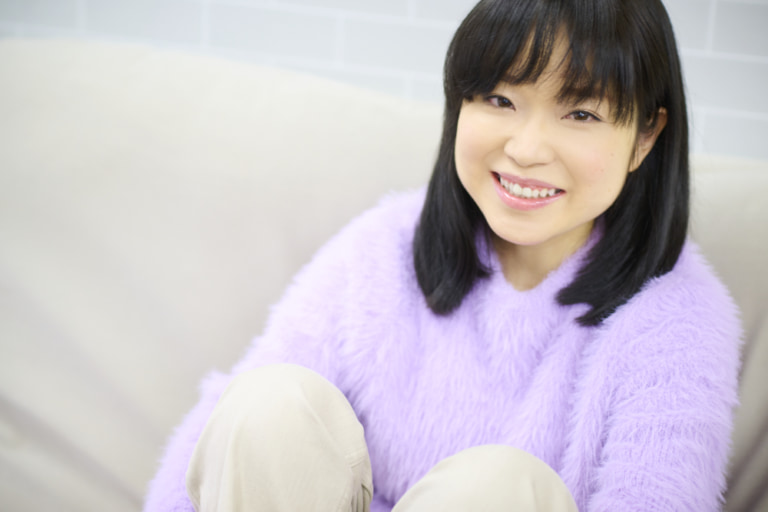 2002年『あいのり』主題歌「明日への扉」ヒットの裏側。女子高生だった川嶋あいが“絶対に譲れなかったこと” - QJWeb クイック・ジャパン ウェブ