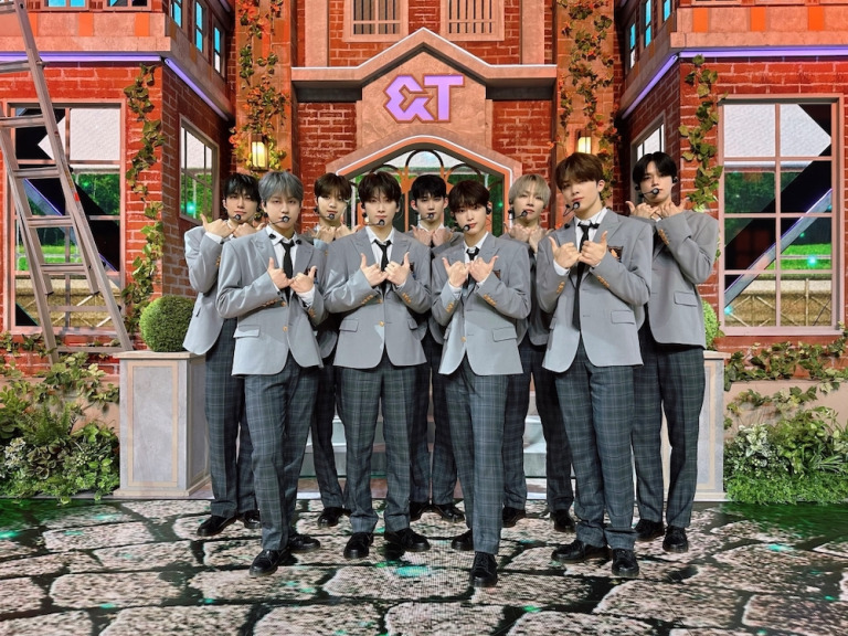 【独占コメント】&TEAM、3週にわたる韓国活動のスタートとして『M COUNTDOWN』に初出演 - QJWeb クイック・ジャパン ウェブ