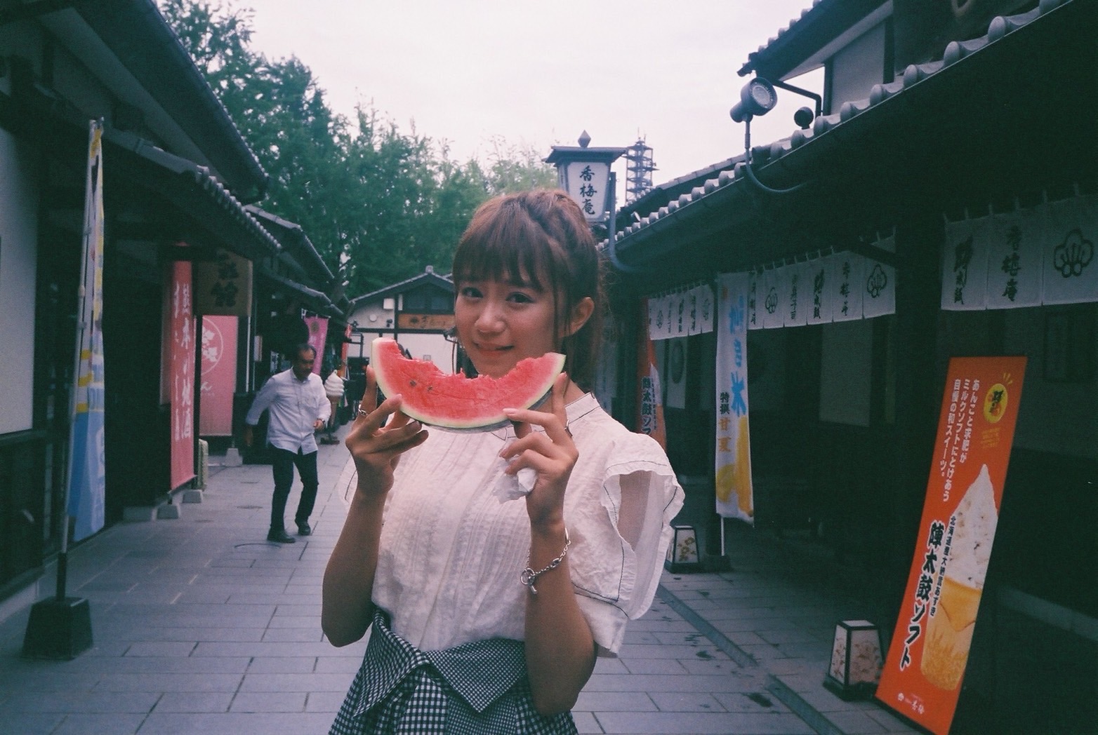 私立恵比寿中学・中山莉子「数年前の夏」【QJWebカメラ部】 - QJWeb クイック・ジャパン ウェブ