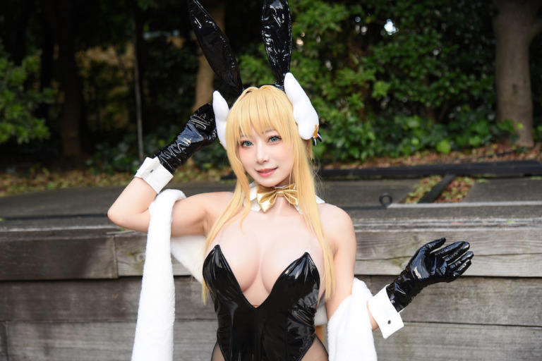 「お尻や太もものムチムチ感が魅力的なキャラクターなので…」人気ゲーム『勝利の女神：NIKKE』レイヤーたちに聞いた“コスプレのこだわり” - QJWeb クイック・ジャパン ウェブ