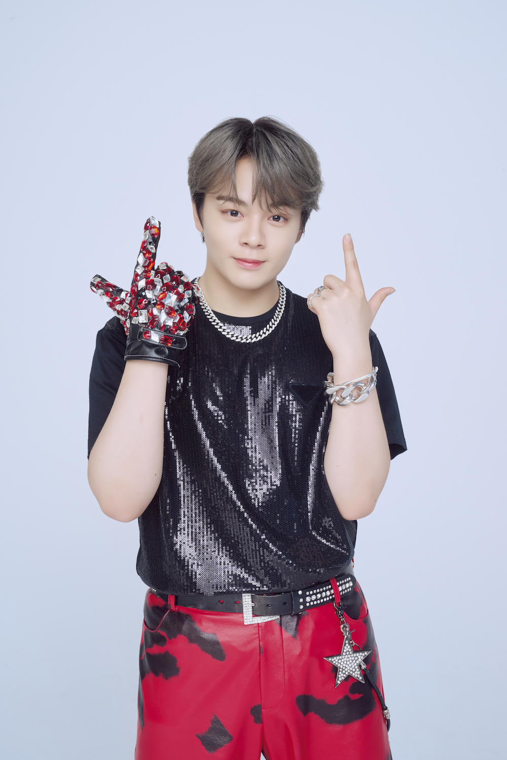 JO1鶴房汐恩にとって“TOP”とは「最終的に幸せになったほうが人生は勝ち」 - QJWeb クイック・ジャパン ウェブ