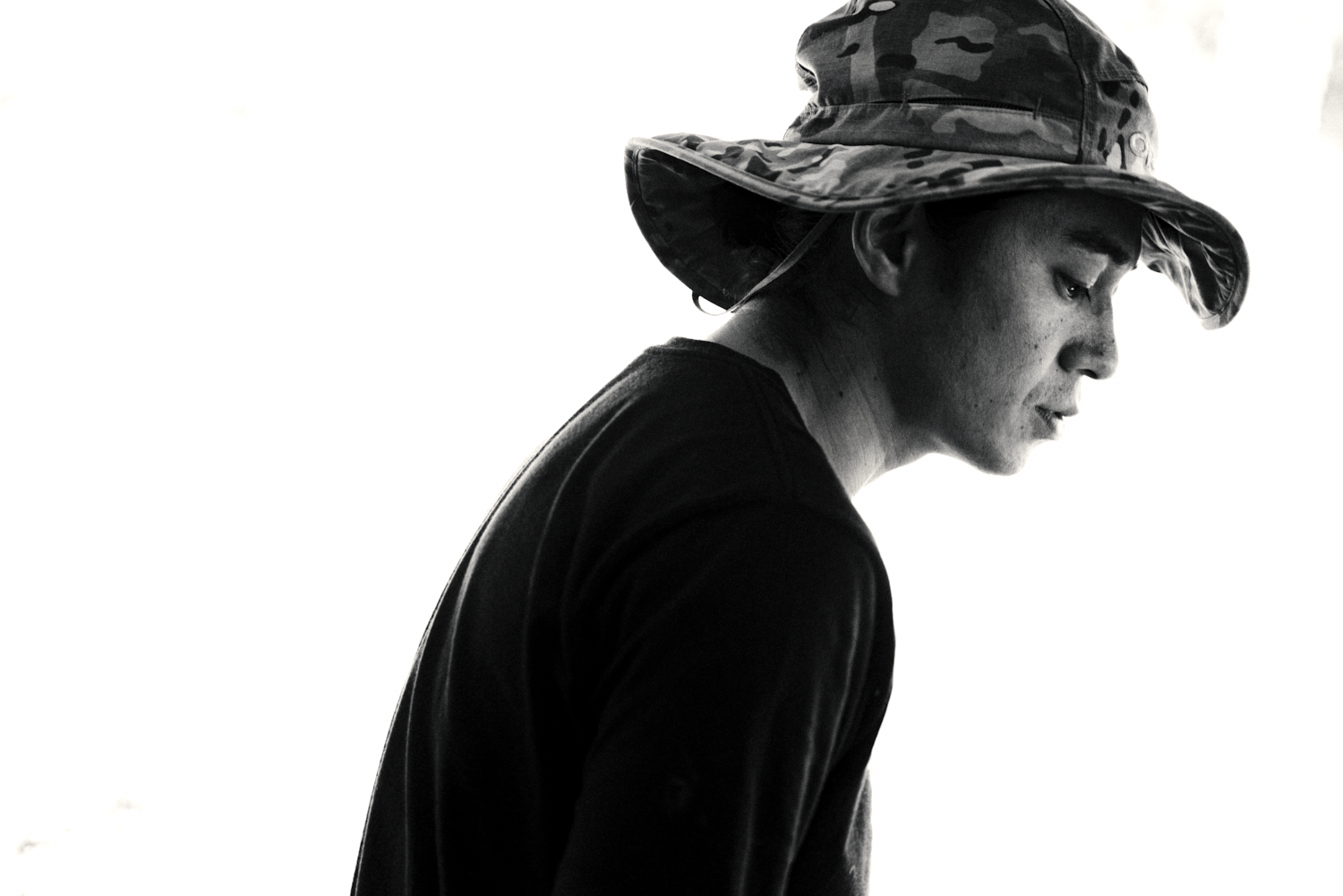 東出昌大が“おじさん”を自称する理由とは？「現代の30〜40代ってバグってる」：人生相談連載「赤信号を渡ってしまう夜に」 - QJWeb クイック・ジャパン ウェブ