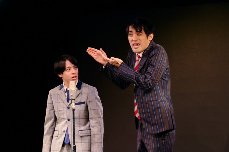 KOC決勝直前にあのコンビが登場！青色1号が2カ月連続の頂点、太田プロライブ『月笑』10月レポート【ネタ動画あり／写真25枚】 - QJWeb クイック・ジャパン ウェブ