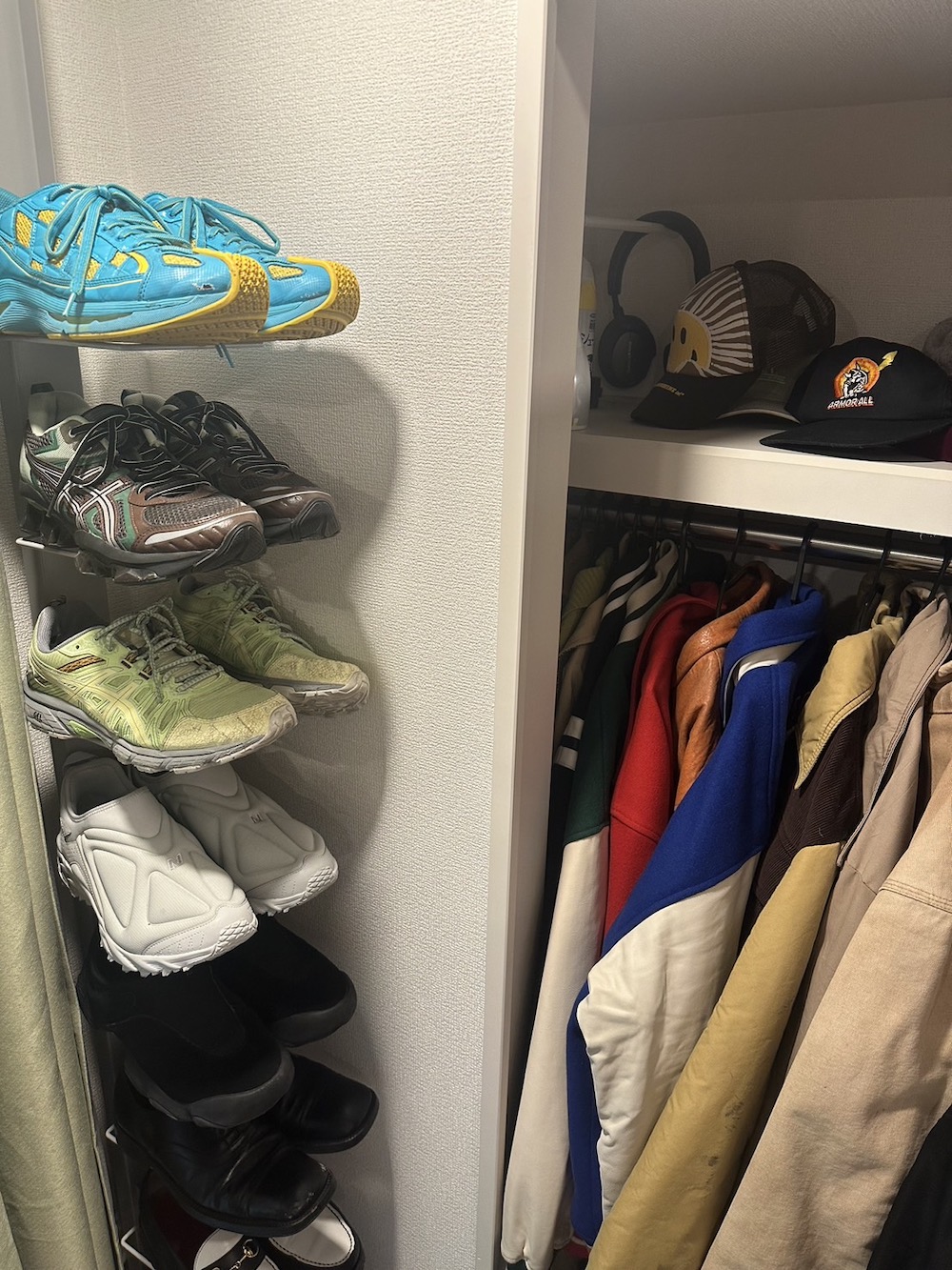 SUPER★DRAGONのジャン海渡が明かすファッションのこだわり「靴が40足以上、アウターだけで70着以上、服は合わせて200着以上ある」 - QJWeb クイック・ジャパン ウェブ