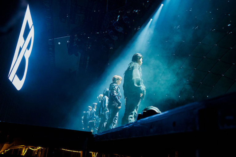 “7人全員が主人公”のBE:FIRST、初の東京ドーム公演を起点に紐解く2年4カ月の軌跡【映画第2弾『BE:the ONE -MEANT TO BE-』最速レビュー】 - QJWeb クイック ...