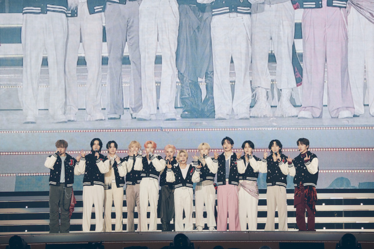 東京ドーム公演のJO1とINIに感じた“スターの集合体”という個性【『LAPOSTA 2025』レポート／JO1、INI、DXTEEN：ボーイズグループ編】 - QJWeb クイック・ジャパン ウェブ